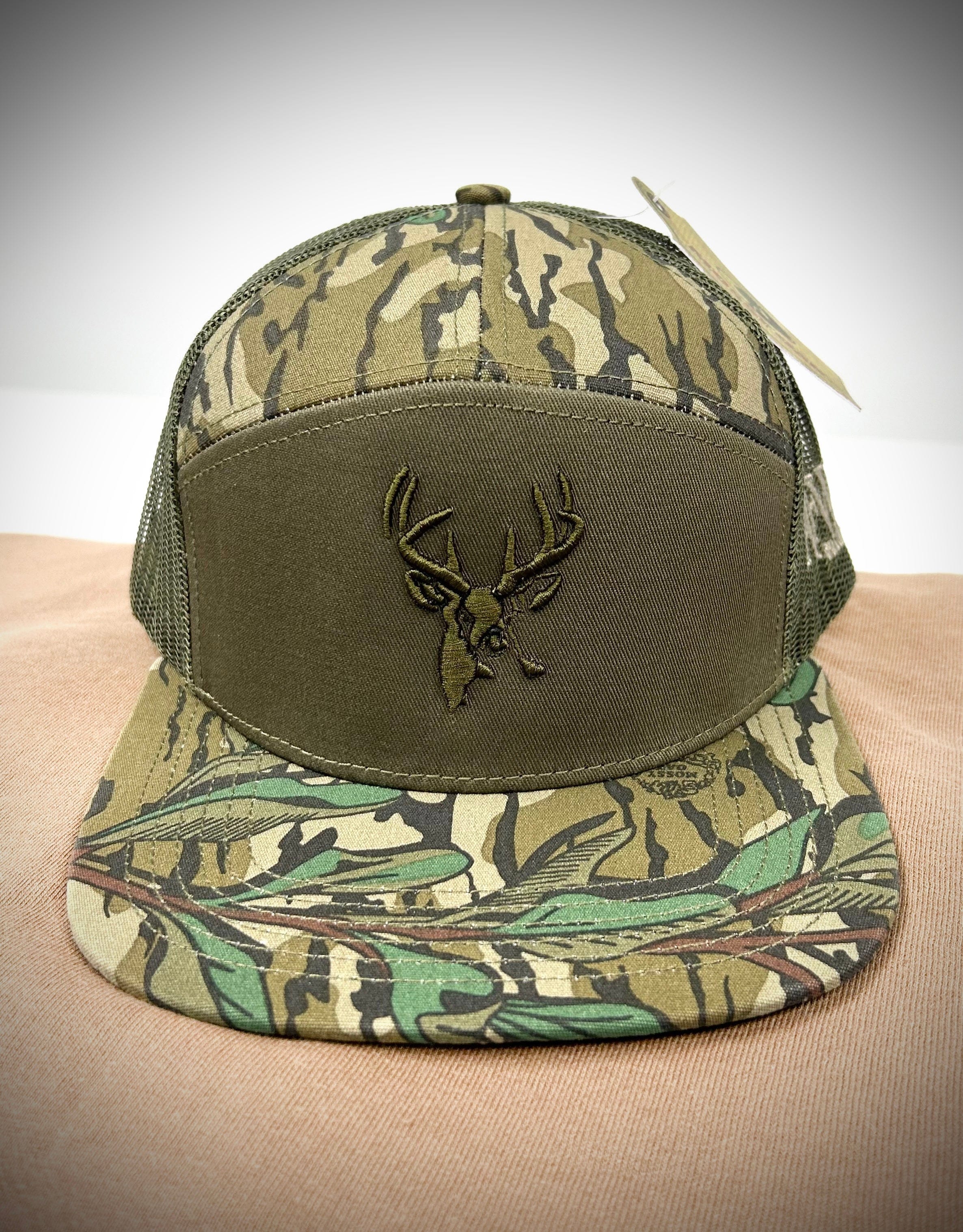 Buck Logo Mossy Oak Greenleaf & Olive – Russell's Western Wear, Inc.